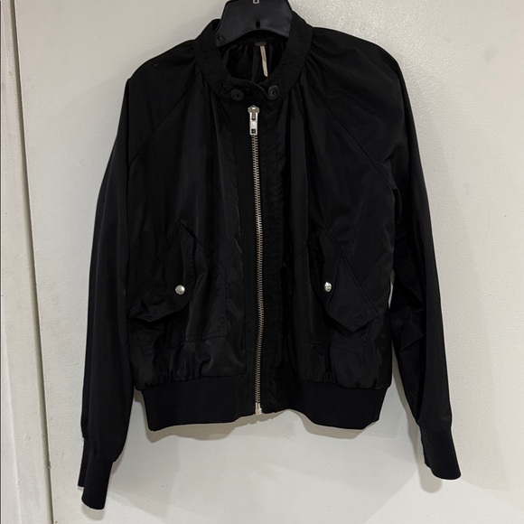 Free People | Jackets & Coats | Few Ppl Womens Black Bomber Jacket M ...